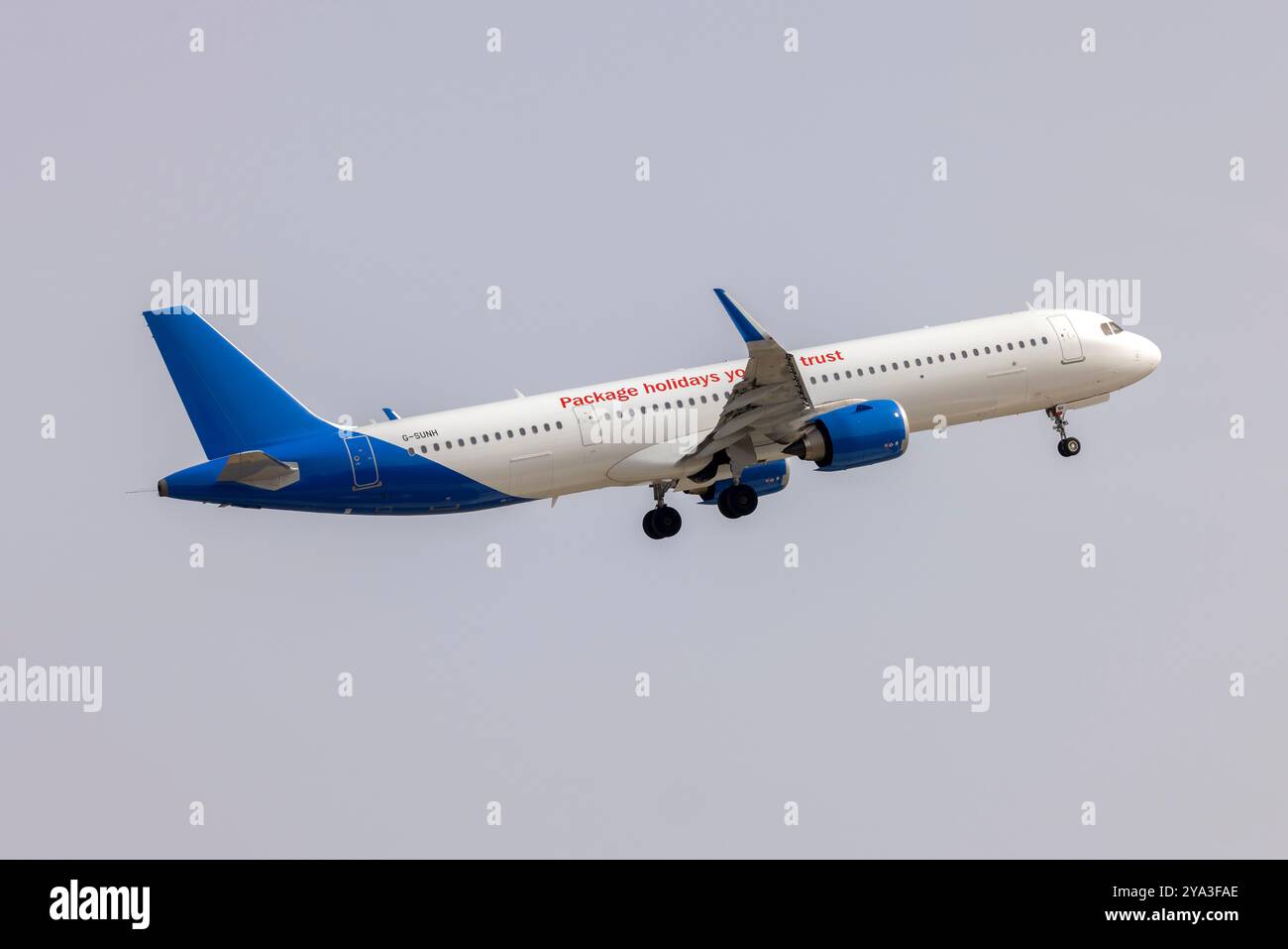 Jet2 Airbus A321-251NX (REG: G-SUNH) departing to Birmingham as flight ...