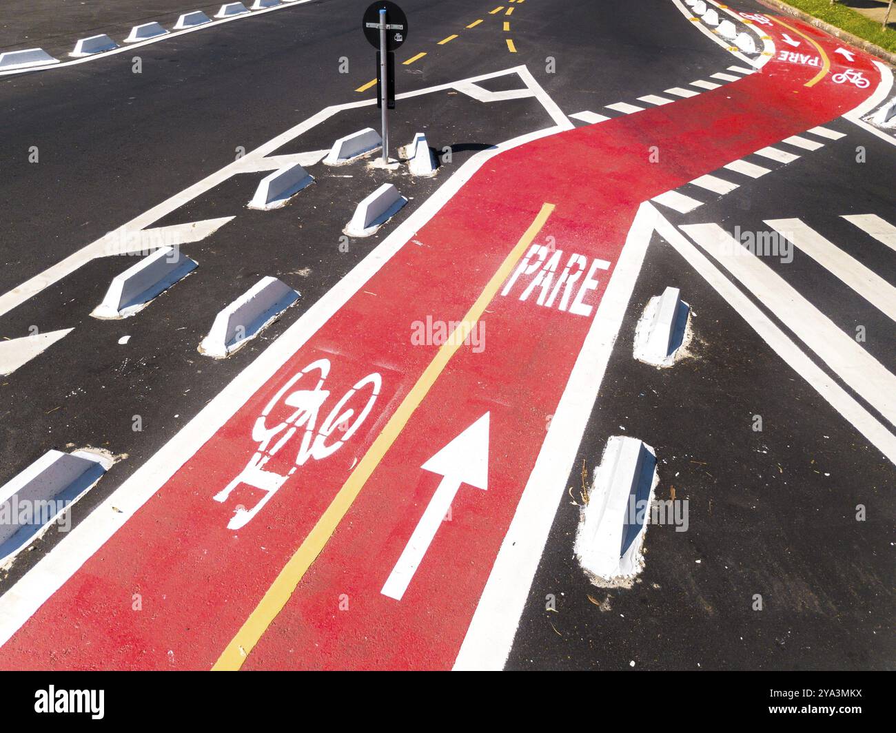 Aerial view cycle path hi-res stock photography and images - Alamy