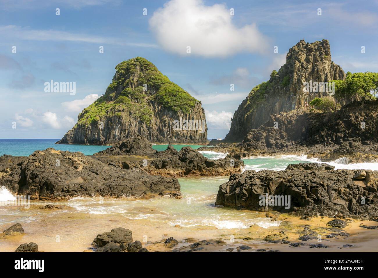 Turquoise water around the Two Brothers rocks, Fernando de Noronha ...