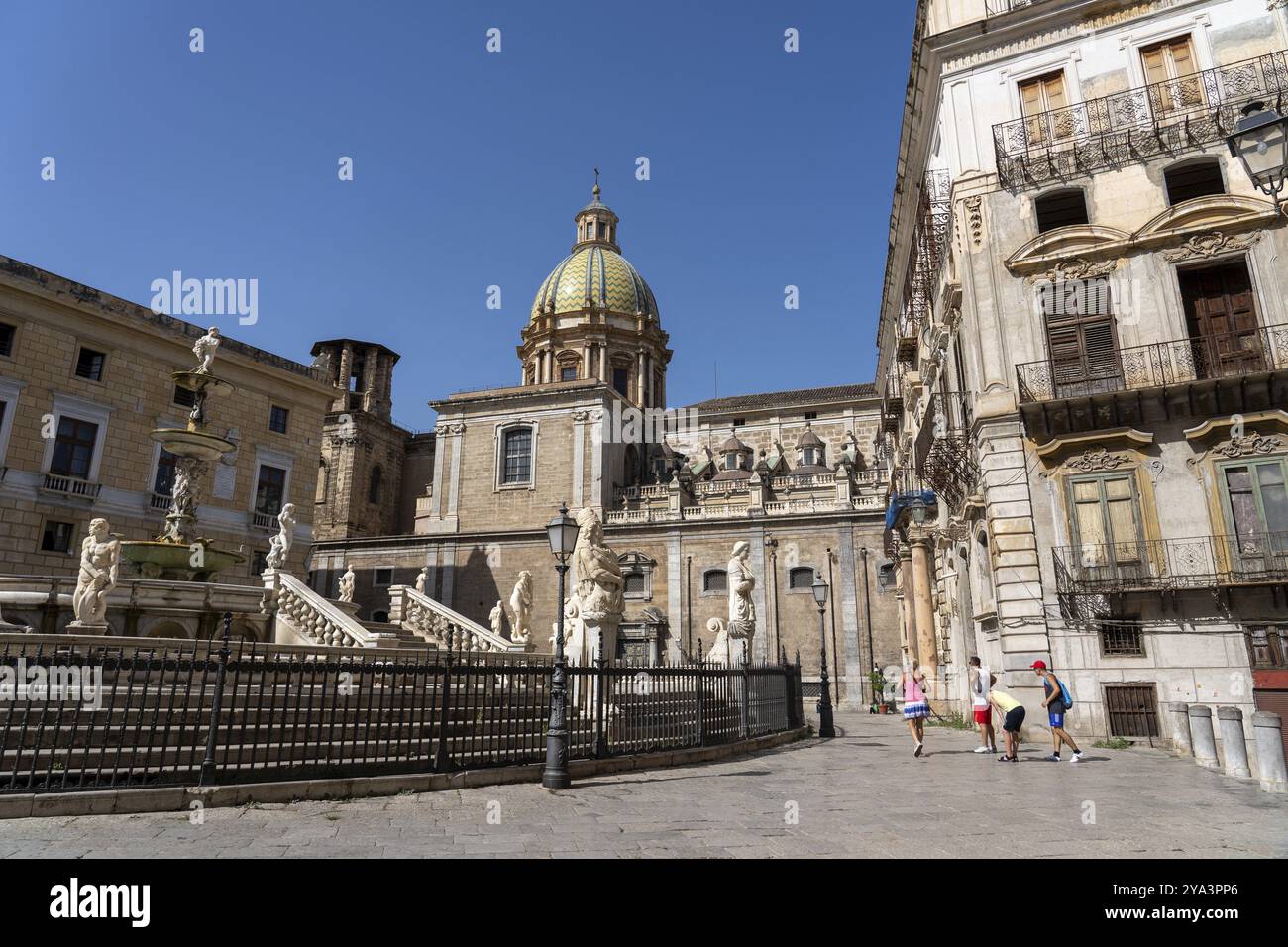 Palermo historic city center hi-res stock photography and images - Alamy