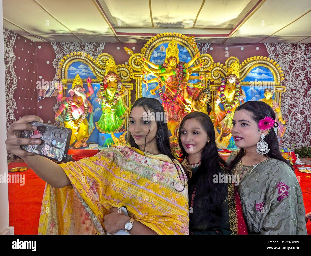 The second day of durga puja hi-res stock photography and images - Alamy