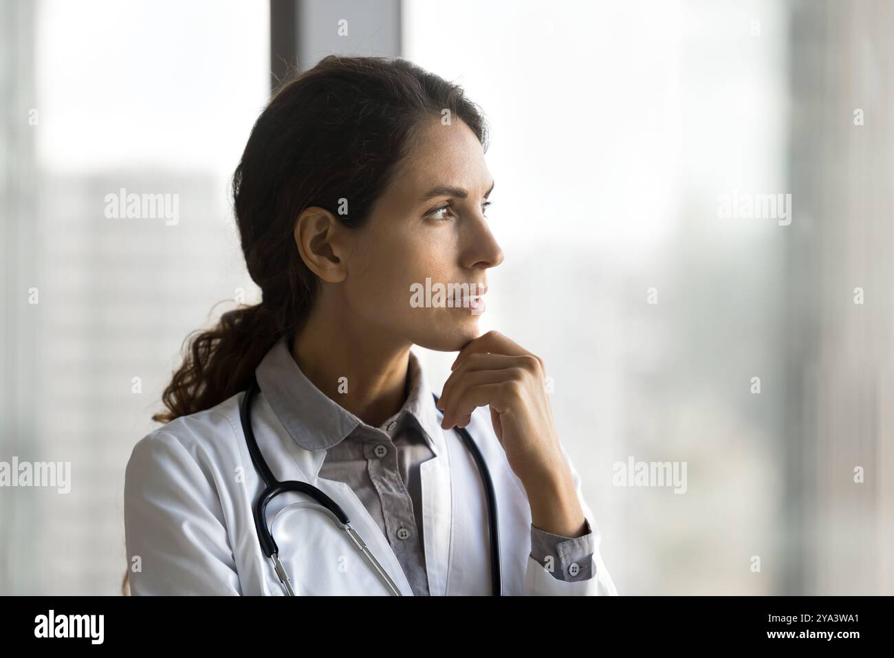 Difficult decision medicine hi-res stock photography and images - Alamy