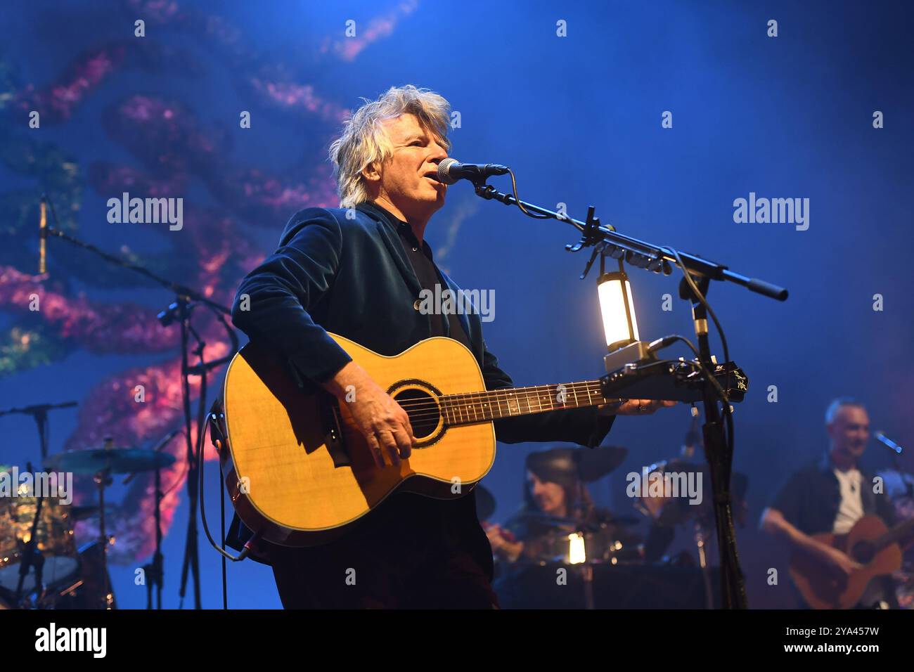 UK. 11th Oct, 2024. LONDON, ENGLAND - OCTOBER 11: Neil Finn of ‘Crowded House' performing at O2 ...