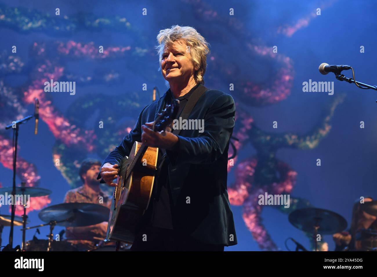 UK. 11th Oct, 2024. LONDON, ENGLAND - OCTOBER 11: Neil Finn of ‘Crowded ...