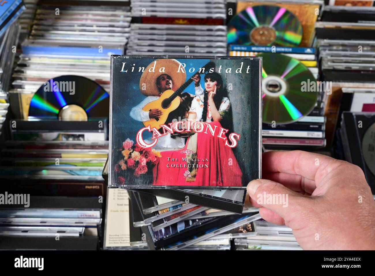 Linda ronstadt album hi-res stock photography and images - Alamy