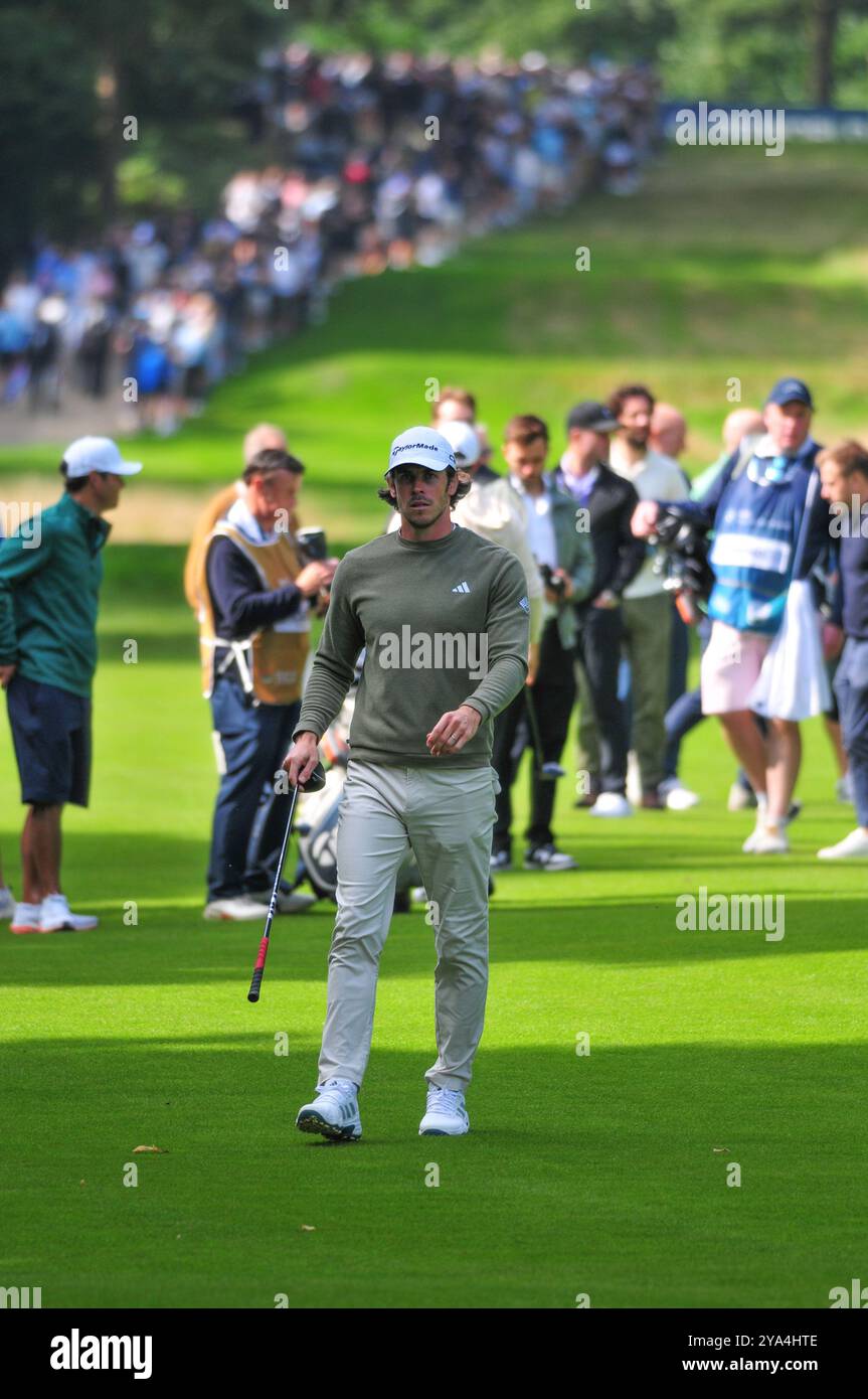 Gareth bale golf talented player hi-res stock photography and images ...