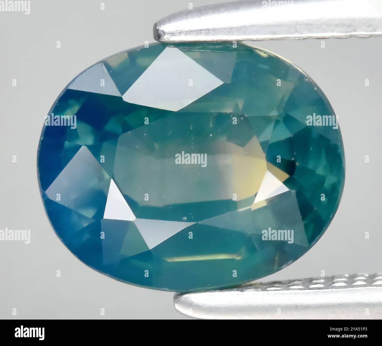 Prismatic display hi-res stock photography and images - Alamy