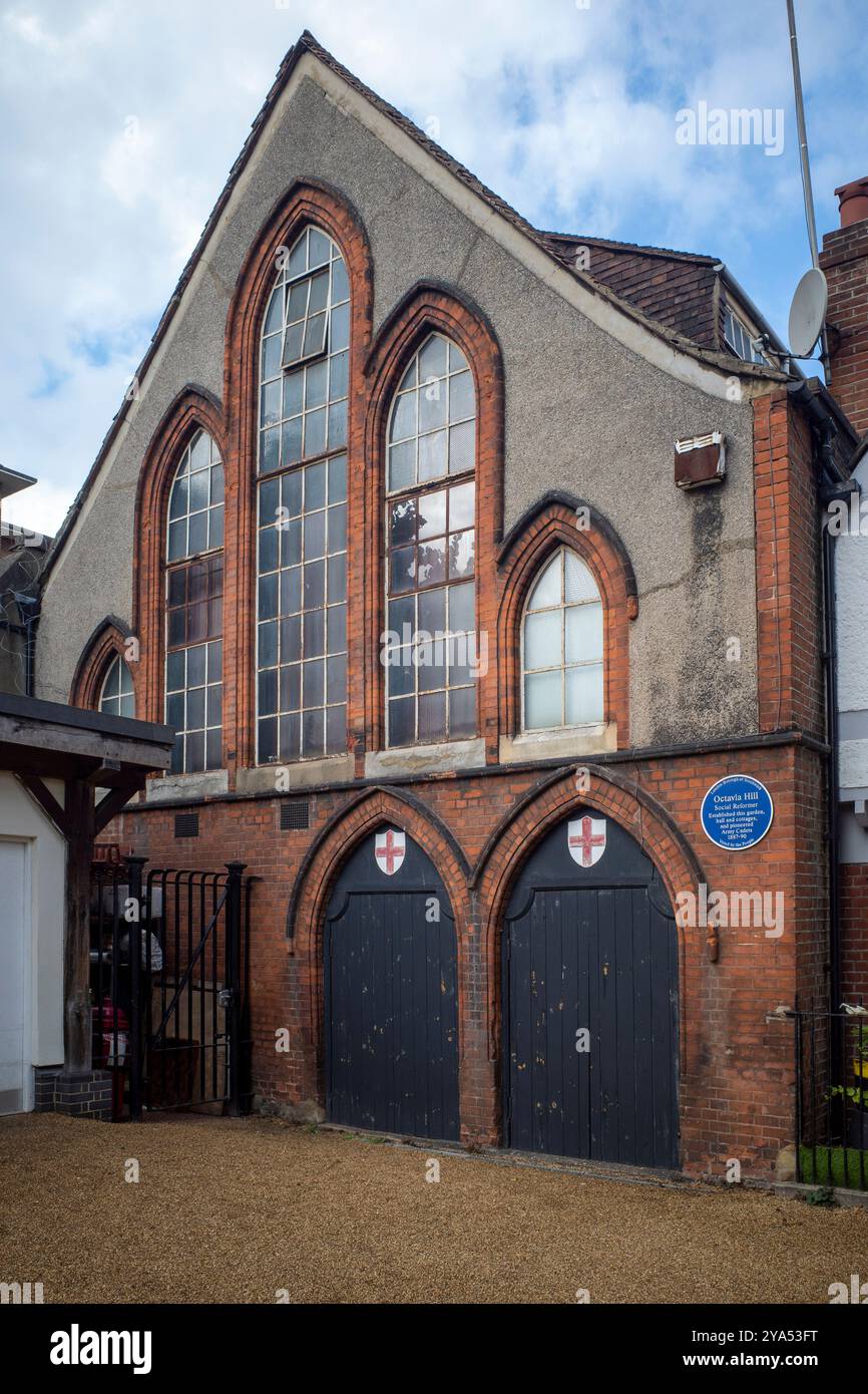 Victorian housing philanthropist hi-res stock photography and images ...