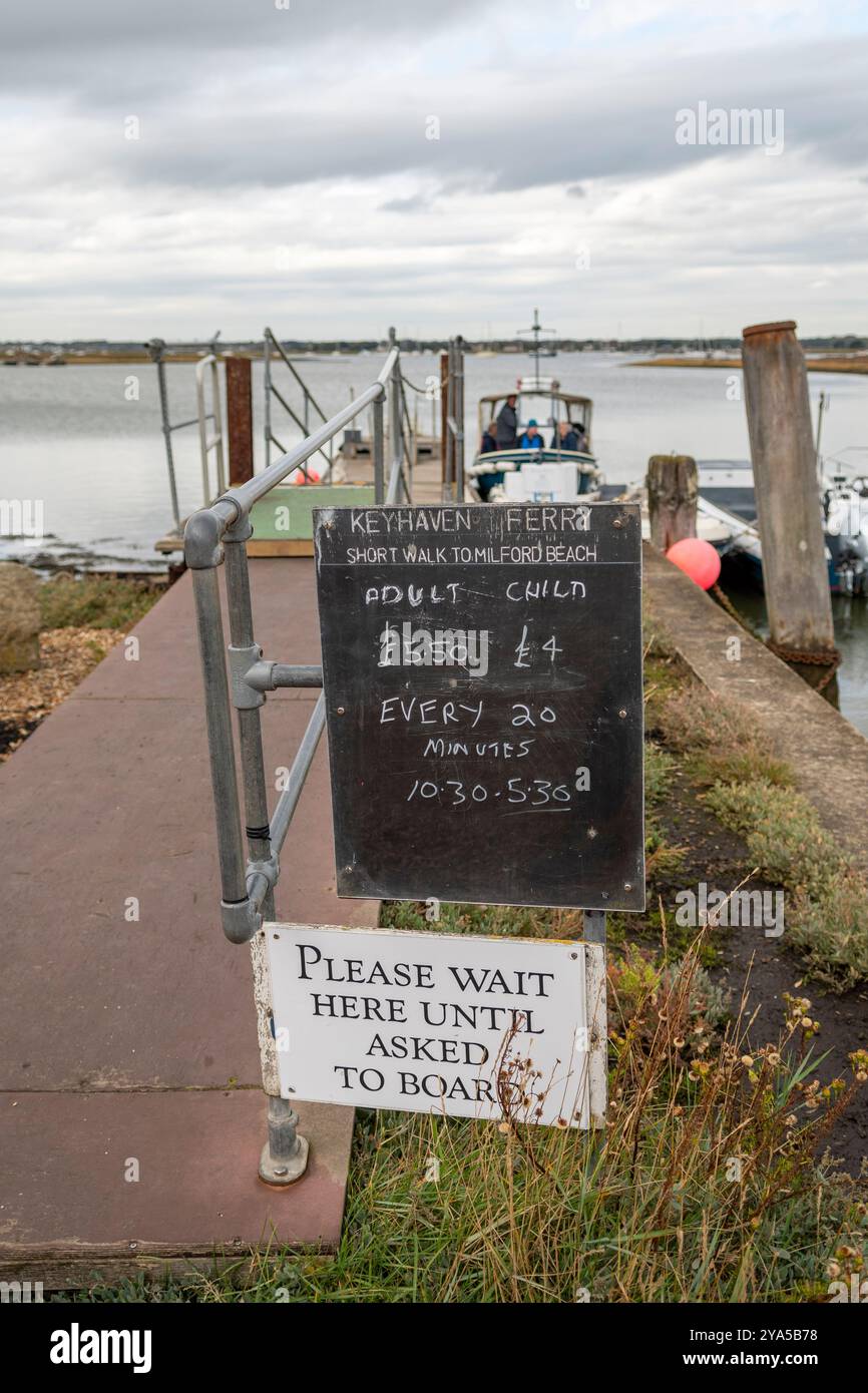 Boarding point jetty for Hurst Castle to Keyhaven ferry, Hampshire ...