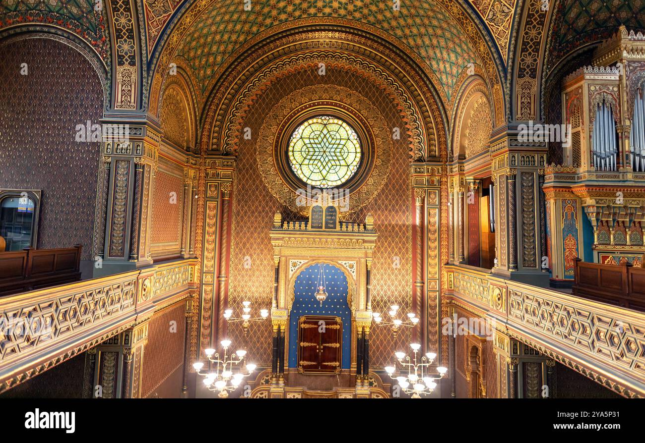 Interior of The Spanish Synagogue Prague Czech Stock Photo - Alamy