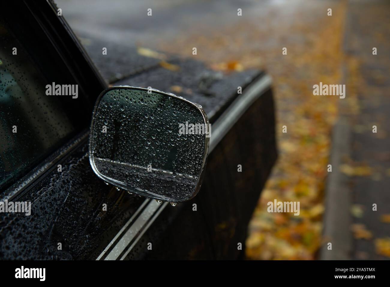 Rainy side mirror hi-res stock photography and images - Alamy