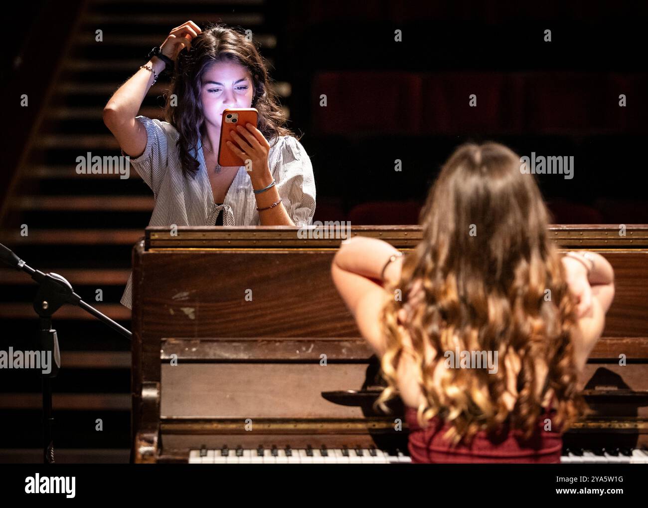 Stephanie costi hi-res stock photography and images - Alamy