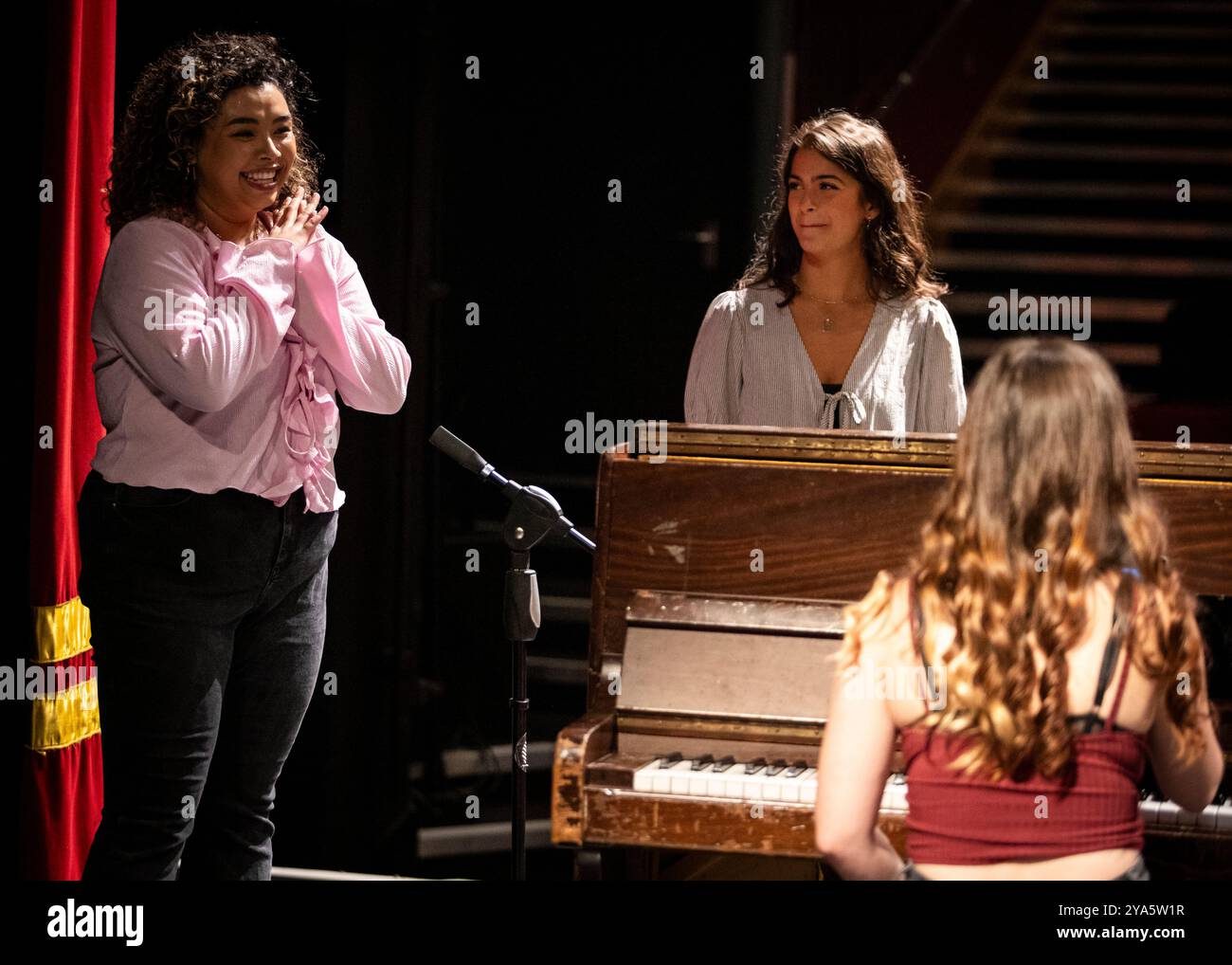 Courtney shaw hi-res stock photography and images - Alamy