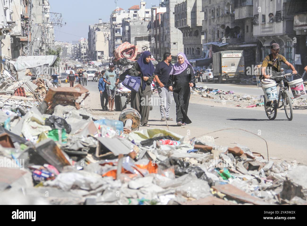 Middle East news.A large number of people were displaced from the ...