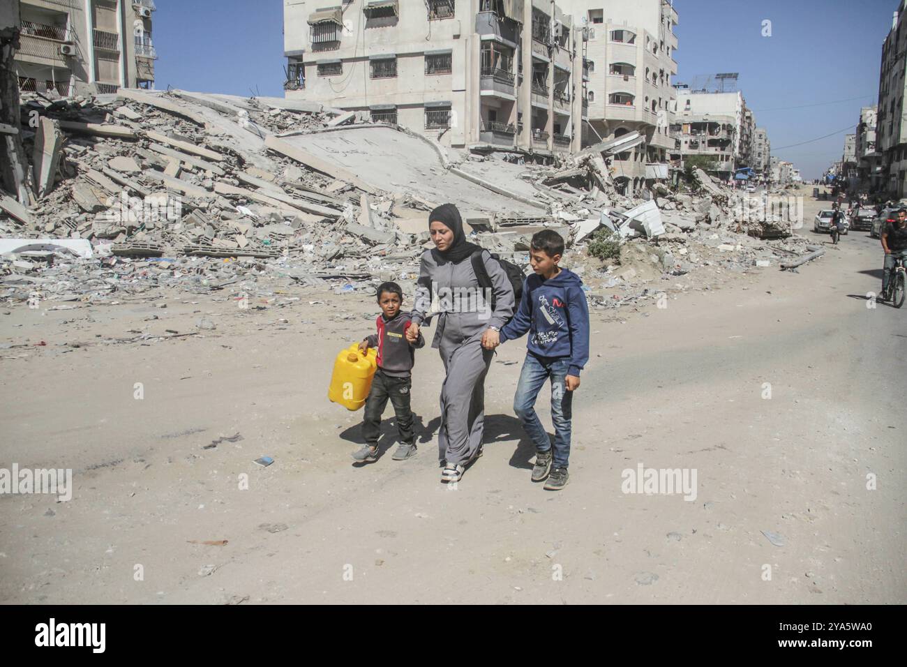 Middle East news.A large number of people were displaced from the ...