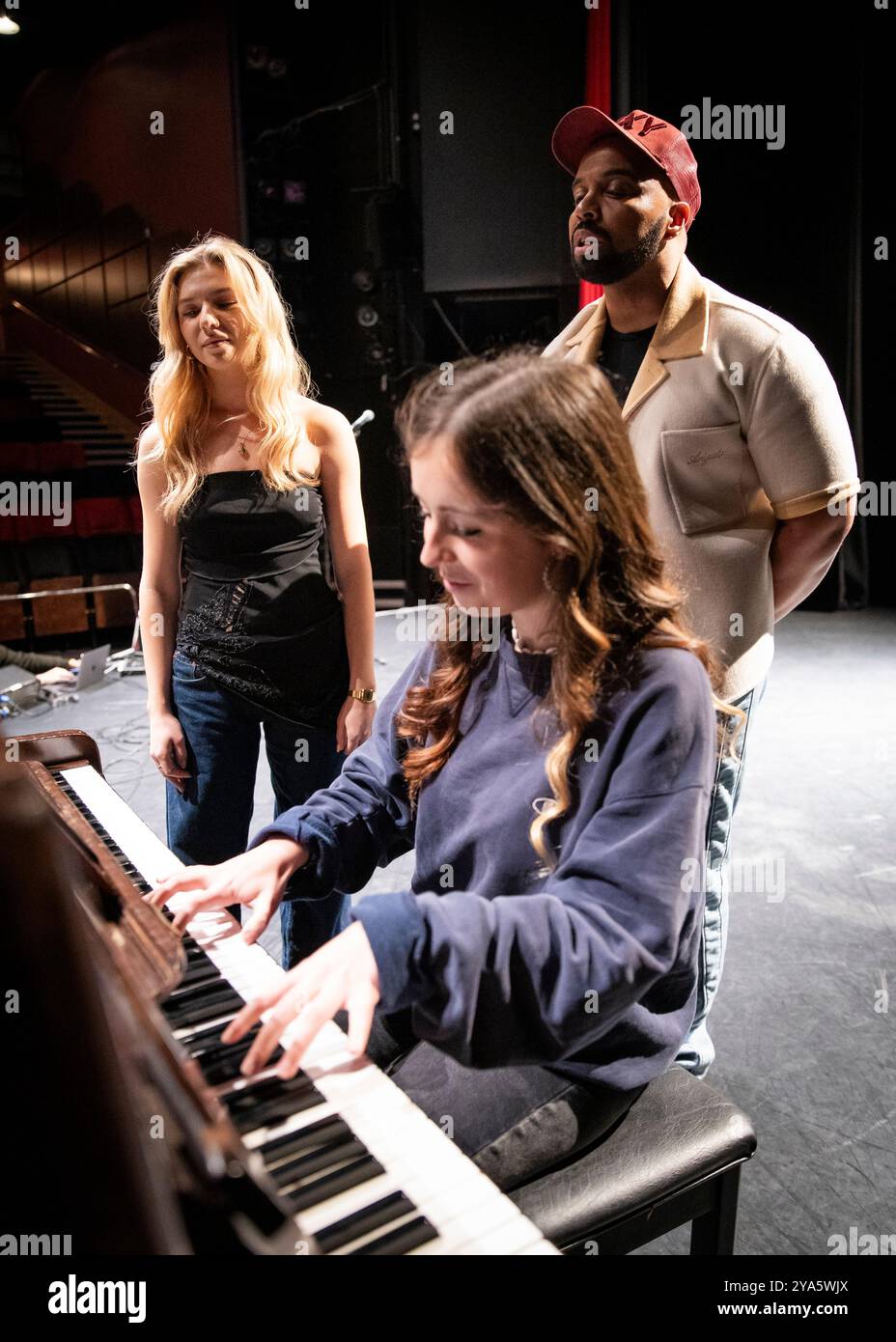 Clarissa mitchell hi-res stock photography and images - Alamy