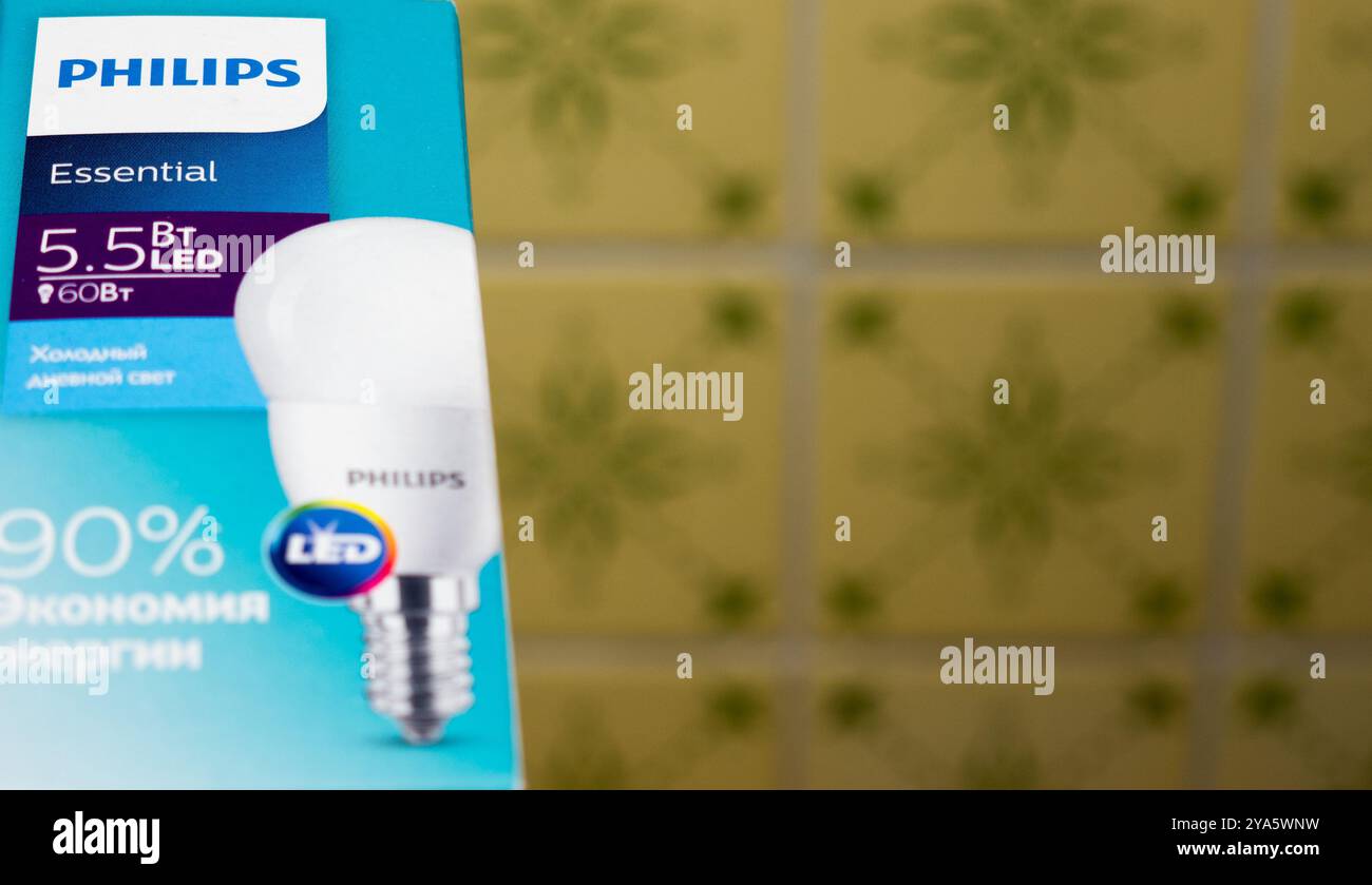 Philips Essential bulb led Candle E14 Stock Photo - Alamy