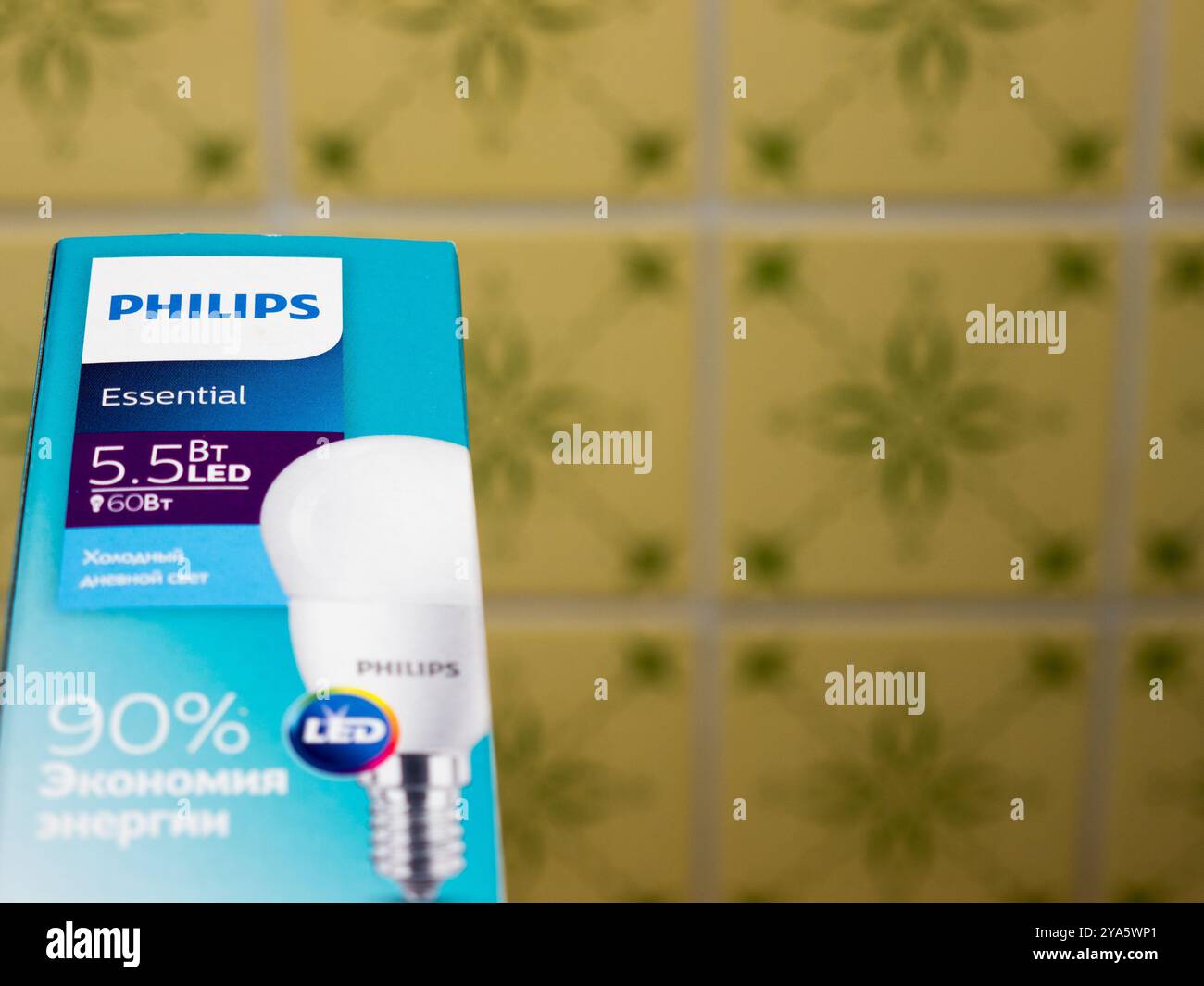 Led filament candle hi-res stock photography and images - Alamy