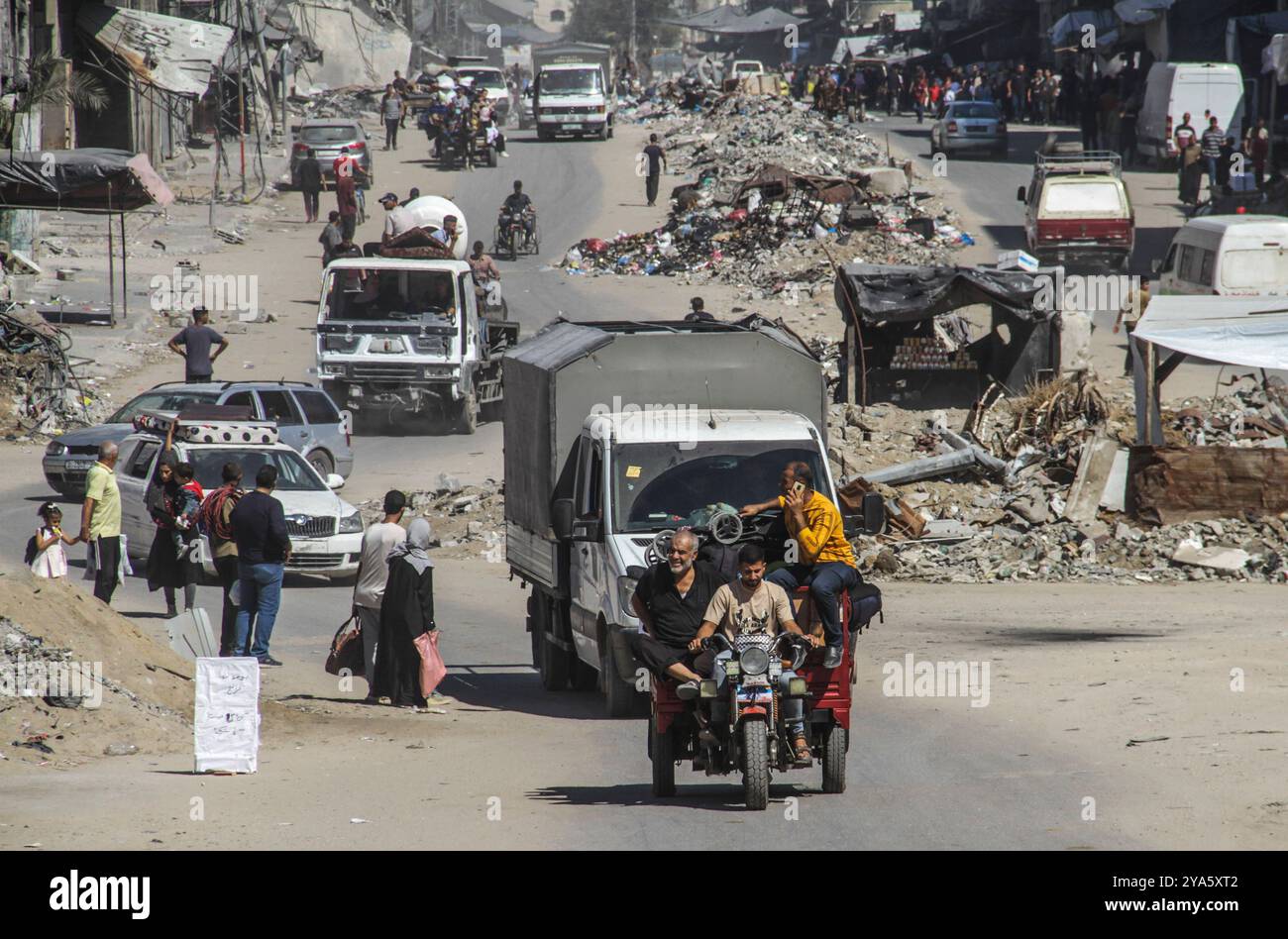 Middle East news.A large number of people were displaced from the ...