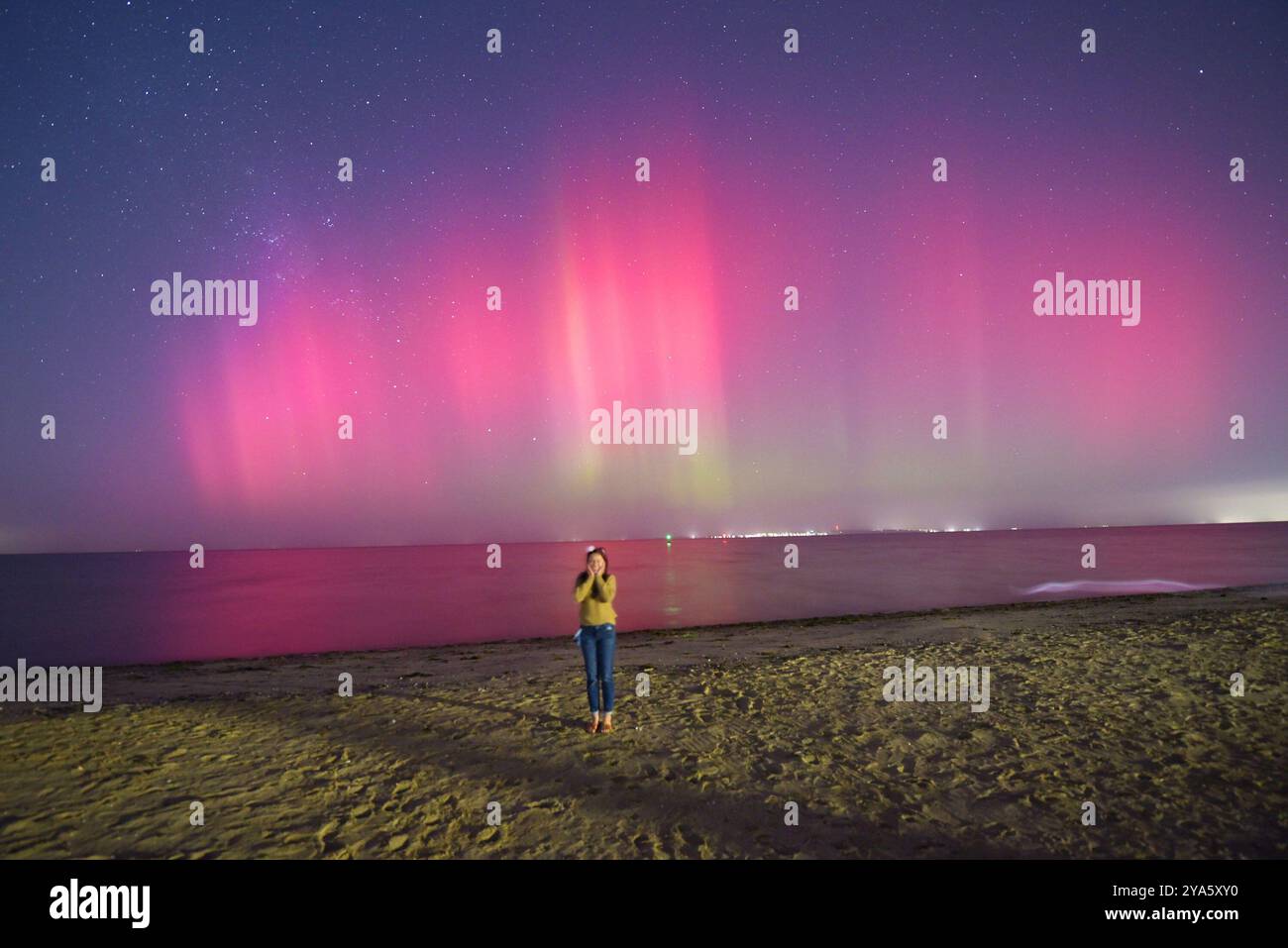 An attractive stunning view of the Aurora lighting up at Werribee South ...