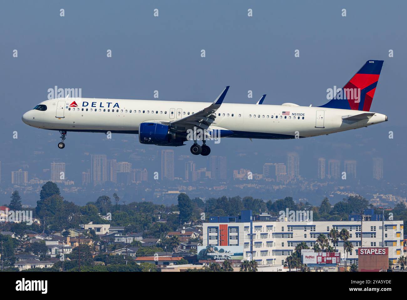 N515DE Delta Air Lines Airbus A321-271NX taking off at Los Angeles ...