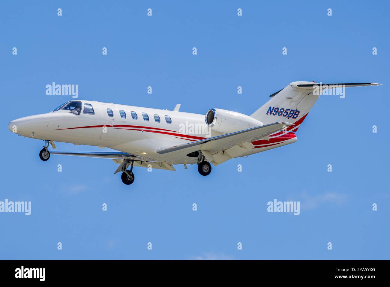 N985BB Cessna 525A Citation CJ2+ landing at Palm Springs (PSP/KPSP ...