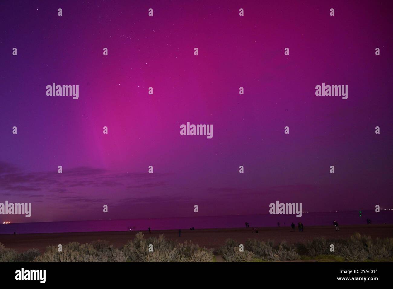 Natural light display in earths sky hi-res stock photography and images ...