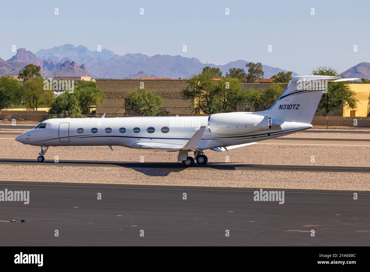 Gulfstream g550 interior hi-res stock photography and images - Alamy