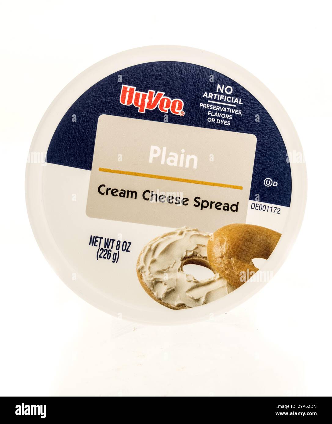 Winneconne, WI - 3 August 2024: A package of Hyvee plain cream cheese ...