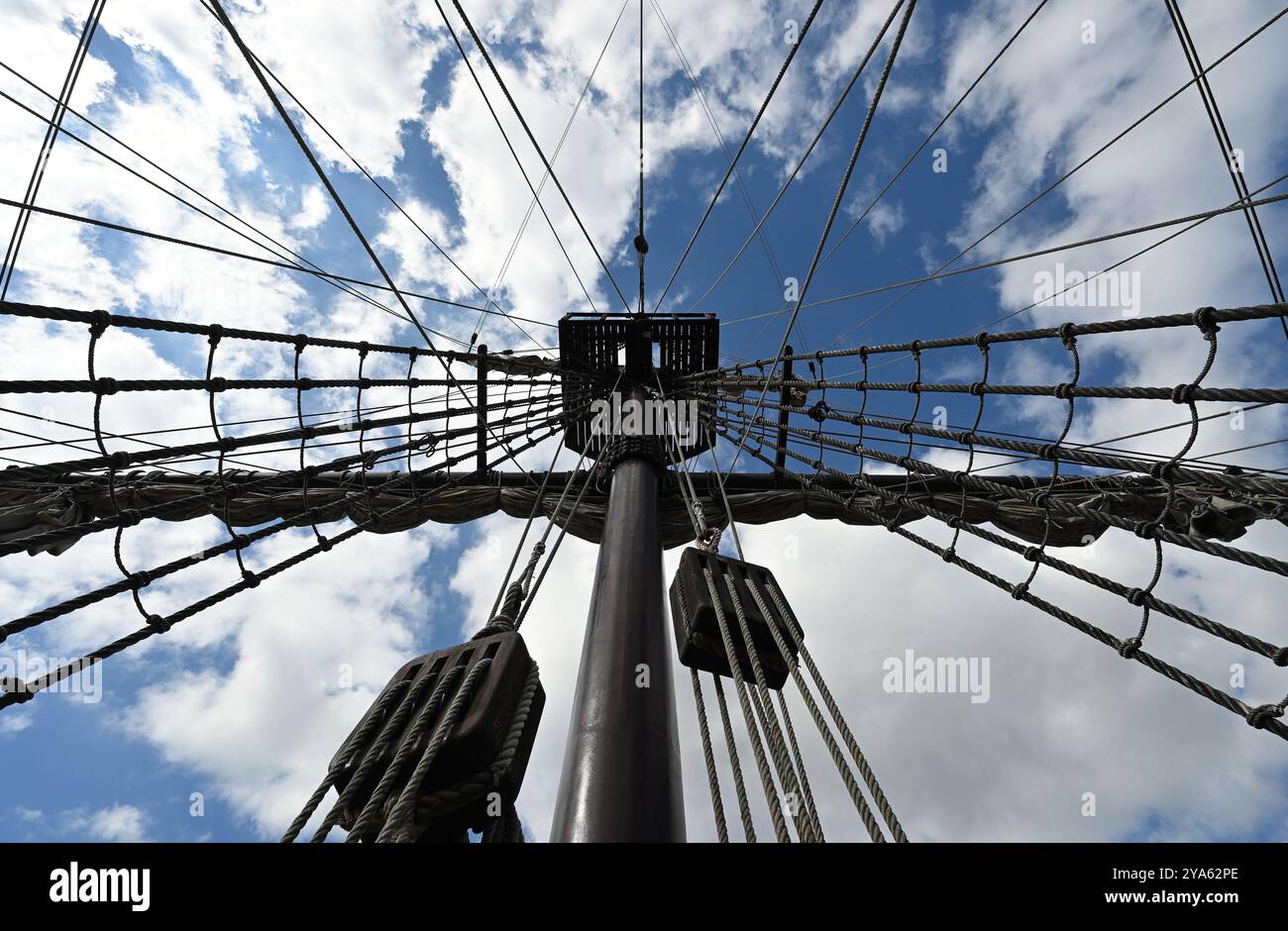 Old ship london st katharines dock hi-res stock photography and images ...