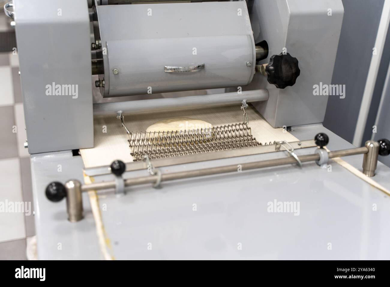 Industrial production of bakery products on an assembly line ...