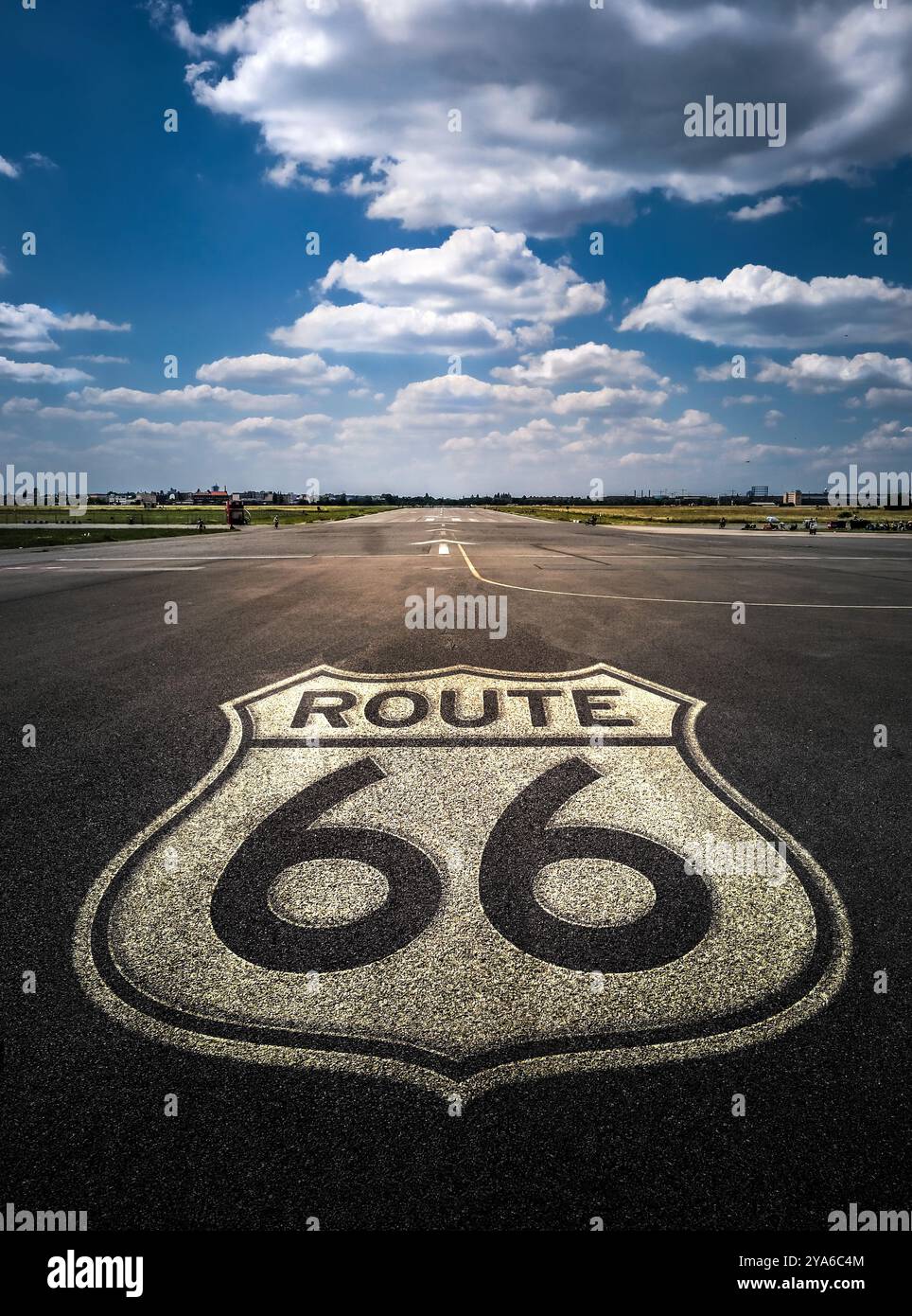 On route 66 landmark hi-res stock photography and images - Alamy