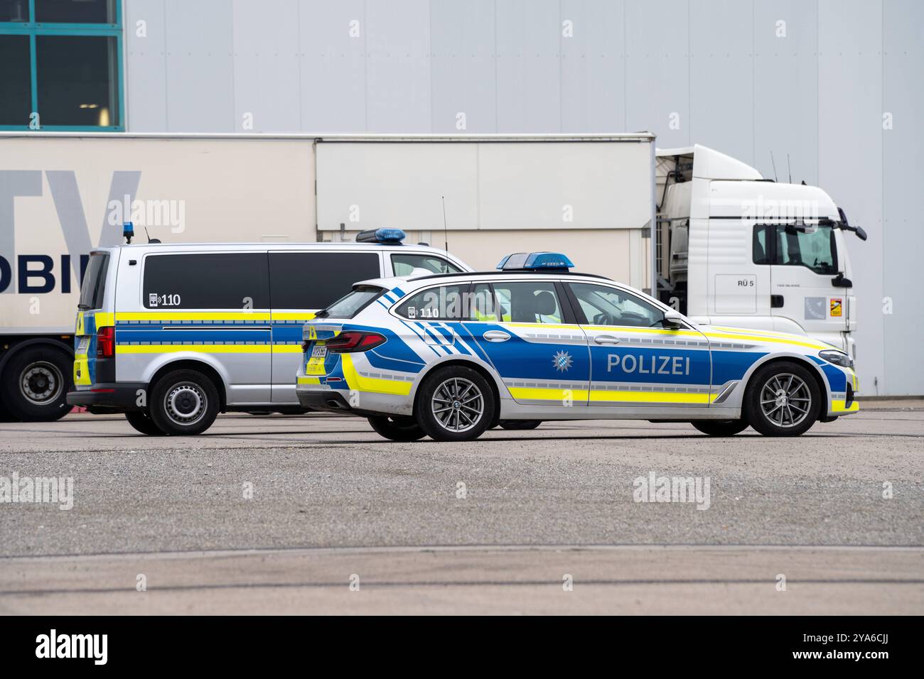 Polizeiverkehr hi-res stock photography and images - Alamy