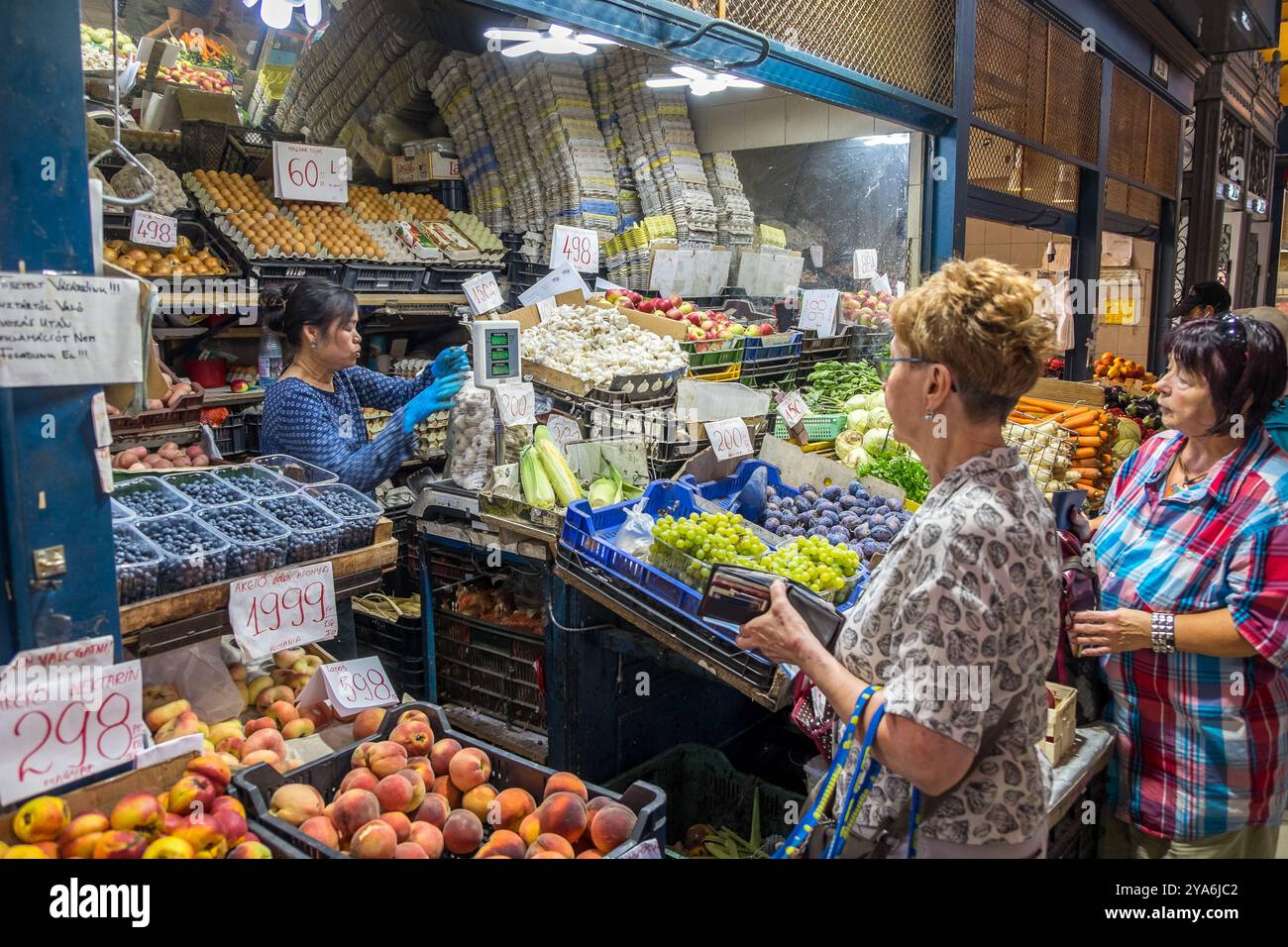 Fruit and vegetable shop at the Central Market in Budapest, Hungary ...