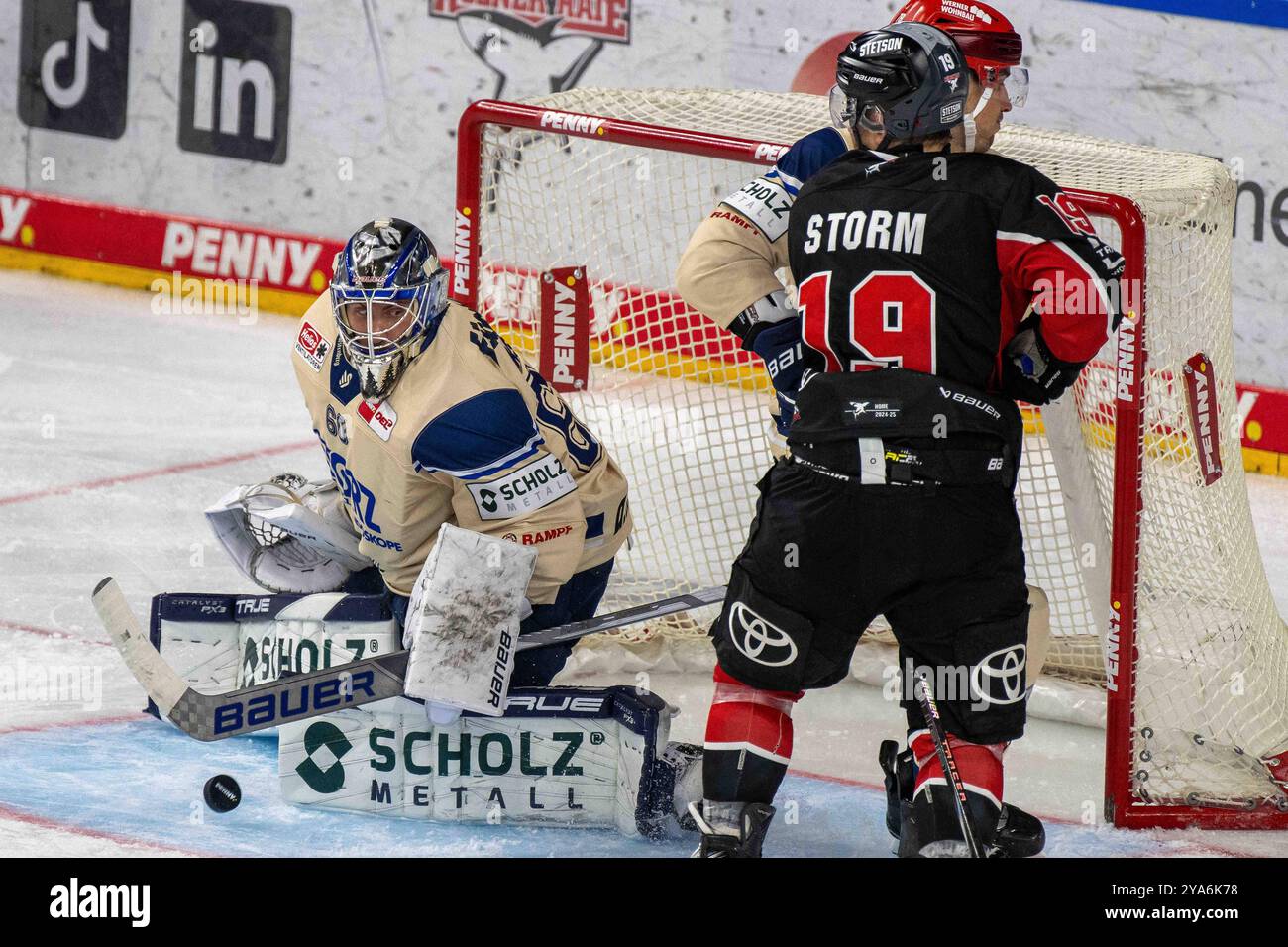 000000034 hi-res stock photography and images - Alamy