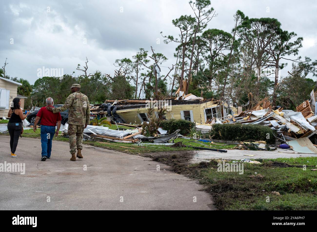 Stuart, United States. 10th Oct, 2024. A U.S Army soldier comforts ...