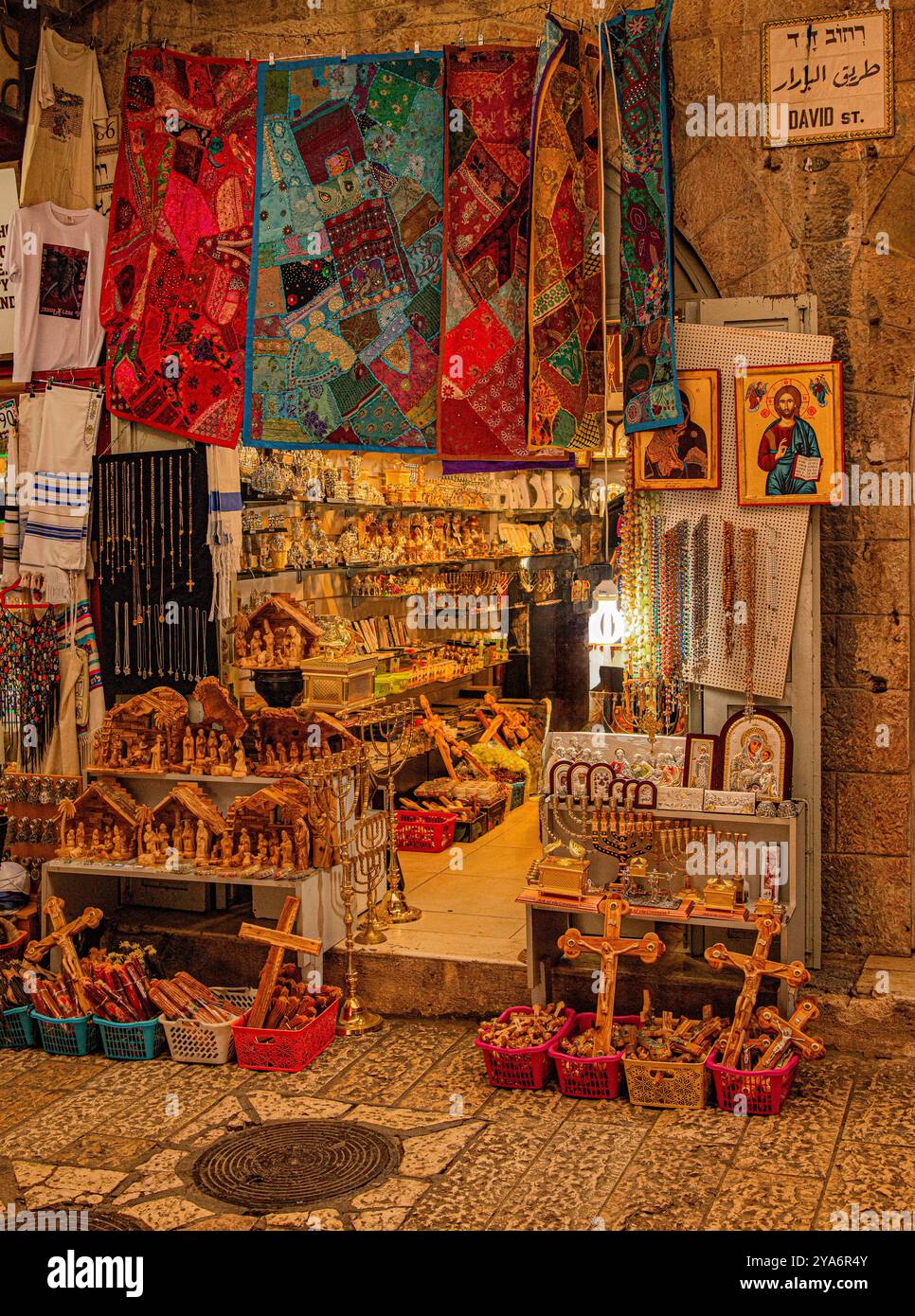 The Arabic suq in the historic old city of Jerusalem, Israel., Middle ...