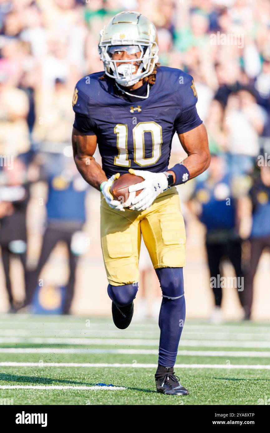 Kris mitchell ncaa football hi-res stock photography and images - Alamy