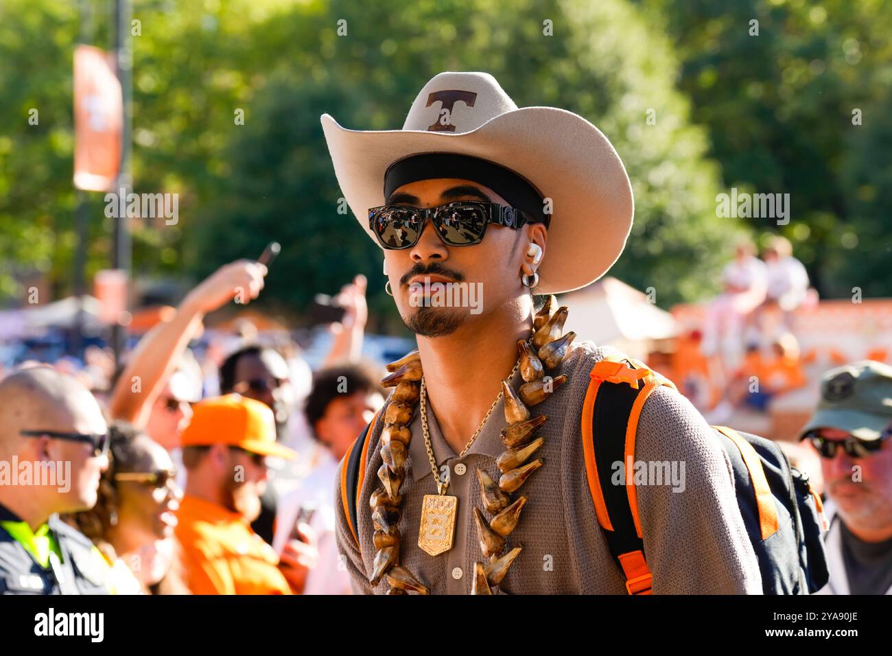 October 12, 2024: Nico Iamaleava #8 of the Tennessee Volunteers during ...