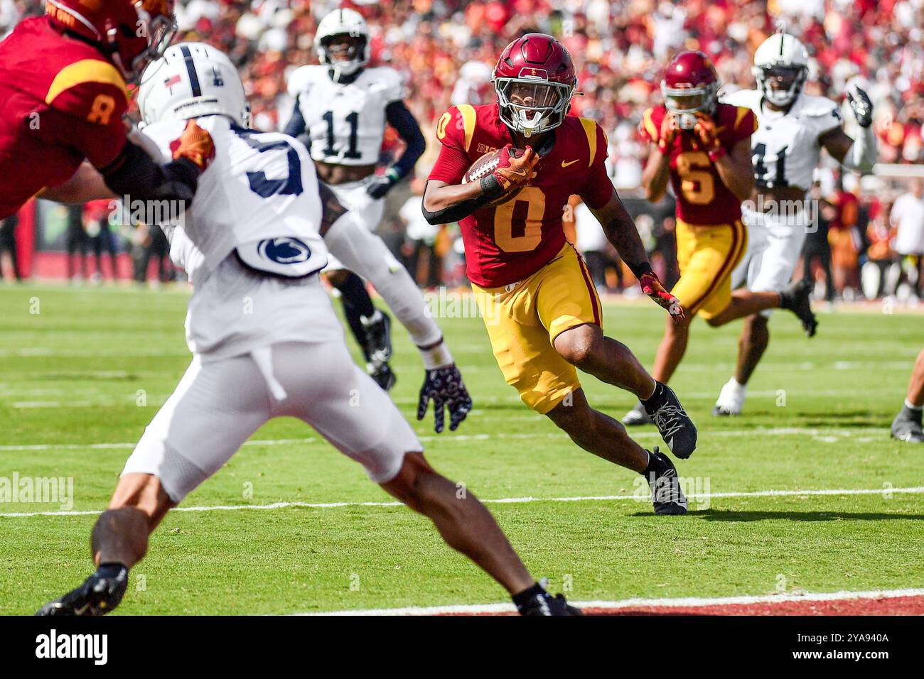 Los Angeles, CA. 12th Oct, 2024. USC Trojans running back Quinten ...
