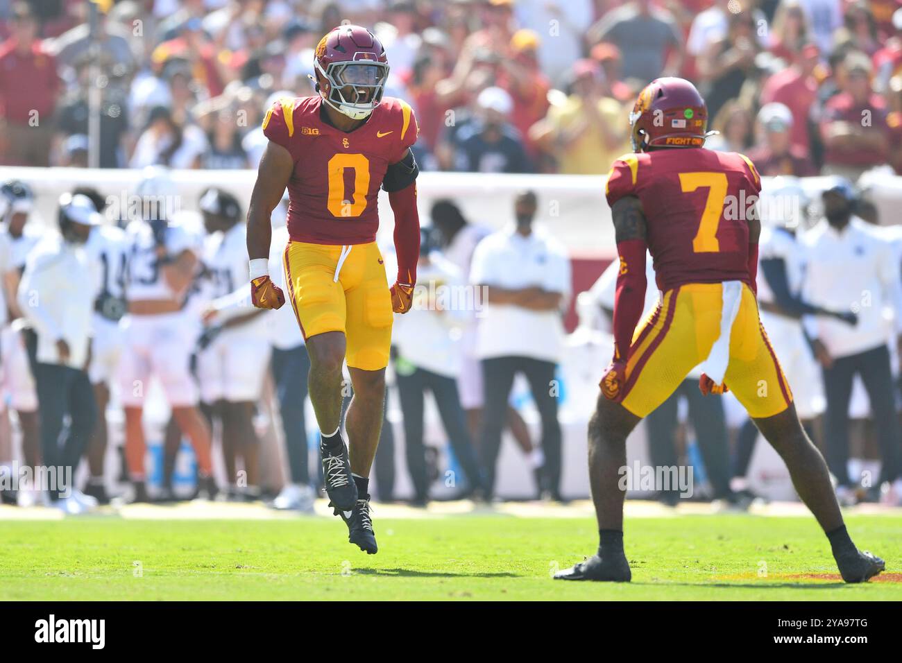LOS ANGELES, CA - OCTOBER 12: USC Trojans safety Akili Arnold (0 ...