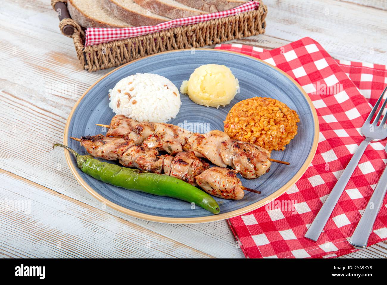 Chicken garbage skewer grill hi-res stock photography and images - Alamy