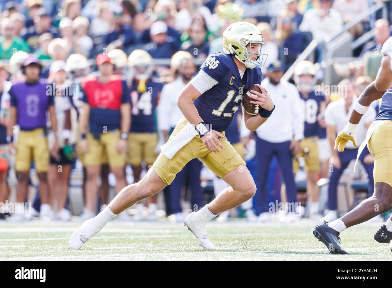 South Bend, Indiana, USA. 12th Oct, 2024. Notre Dame quarterback Riley ...