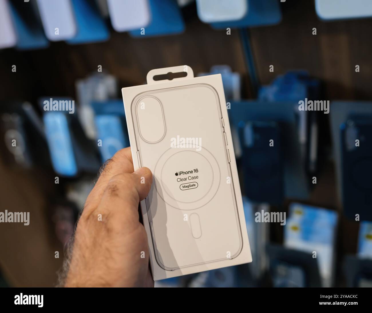 Iphone 16 case hi-res stock photography and images - Alamy