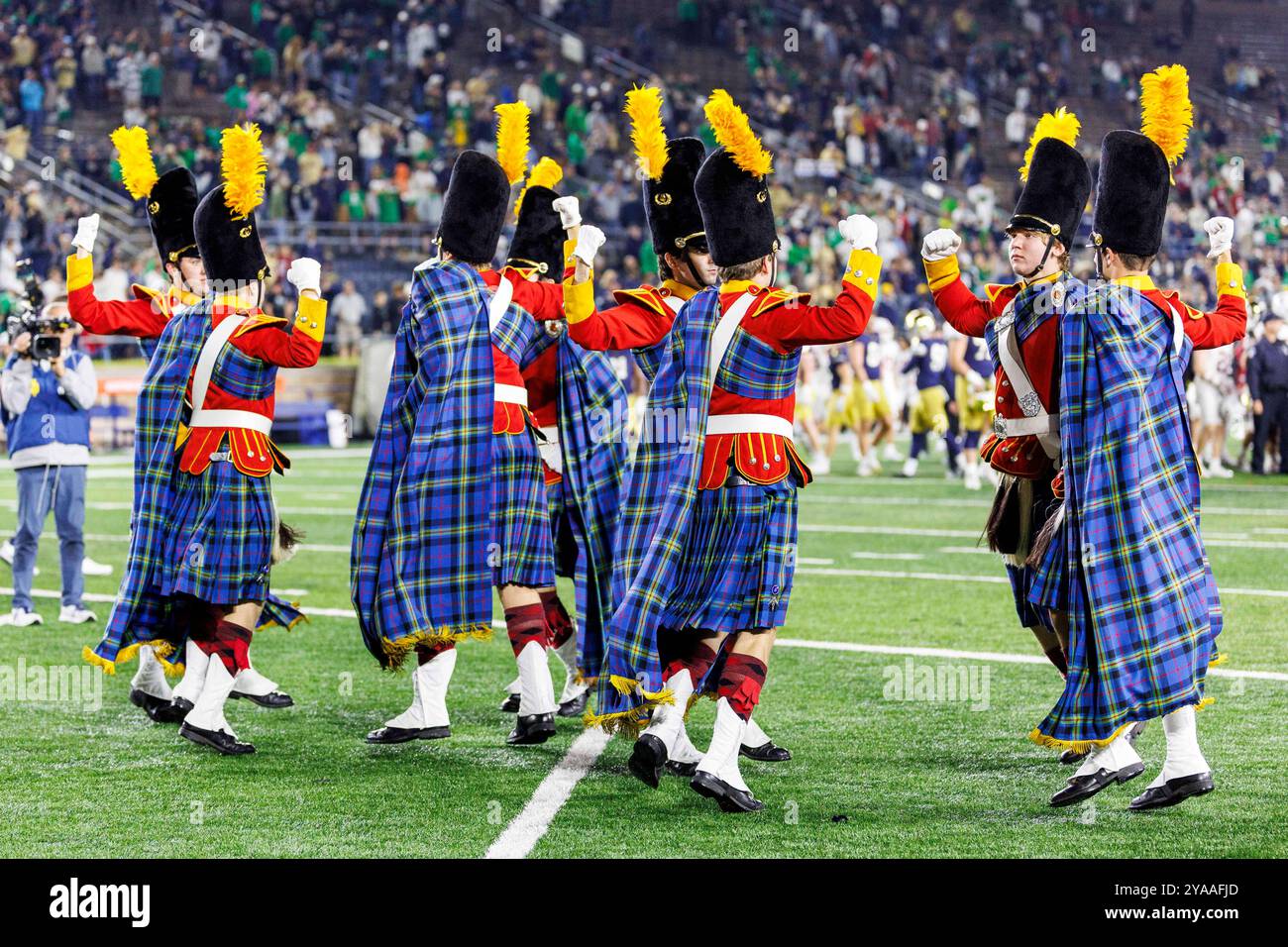 South Bend, Indiana, USA. 12th Oct, 2024. Irish Guard perform the ...