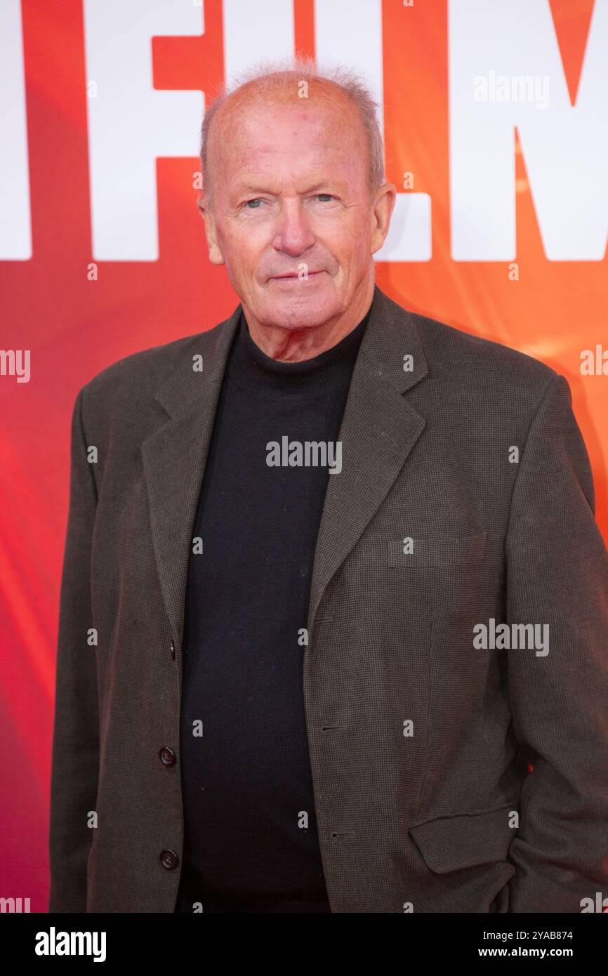 Jim crace harvest hi-res stock photography and images - Alamy