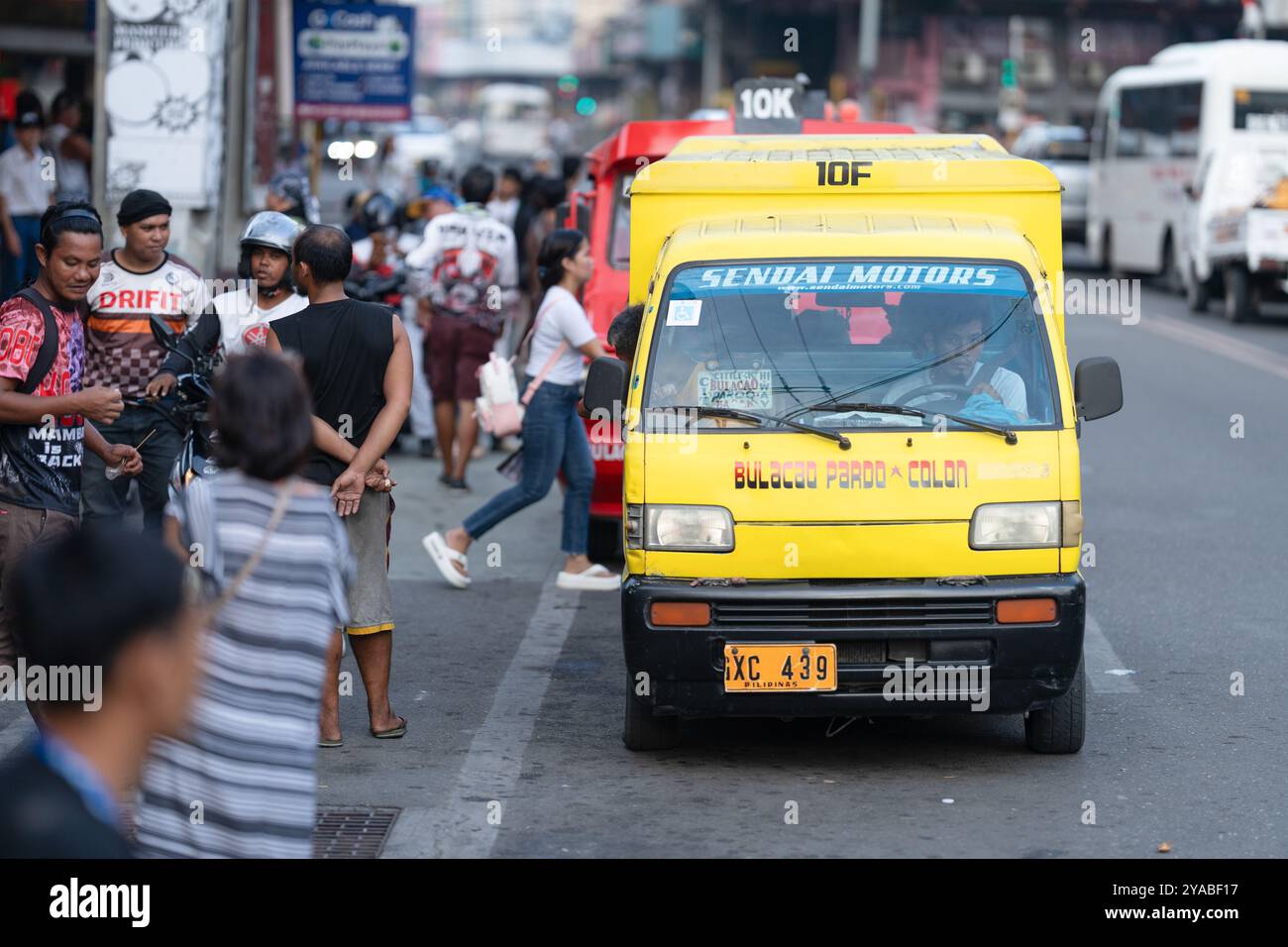 Street scene in Colon Street, Cebu City, Multicab Passenger vehicles ...