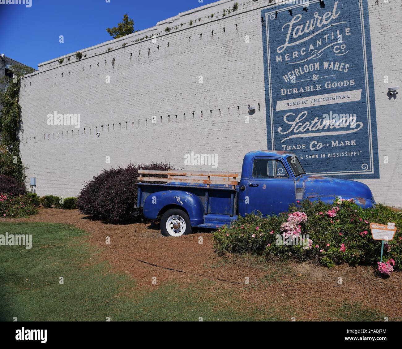 The Laurel Mercantile and Scotsman General Store, Laurel, Mississippi ...