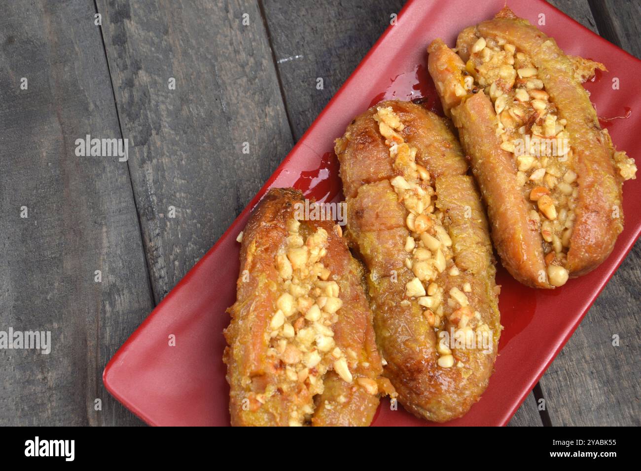 " Sanggara Tellemme", Indonesian traditional cake, fried bananas with ...
