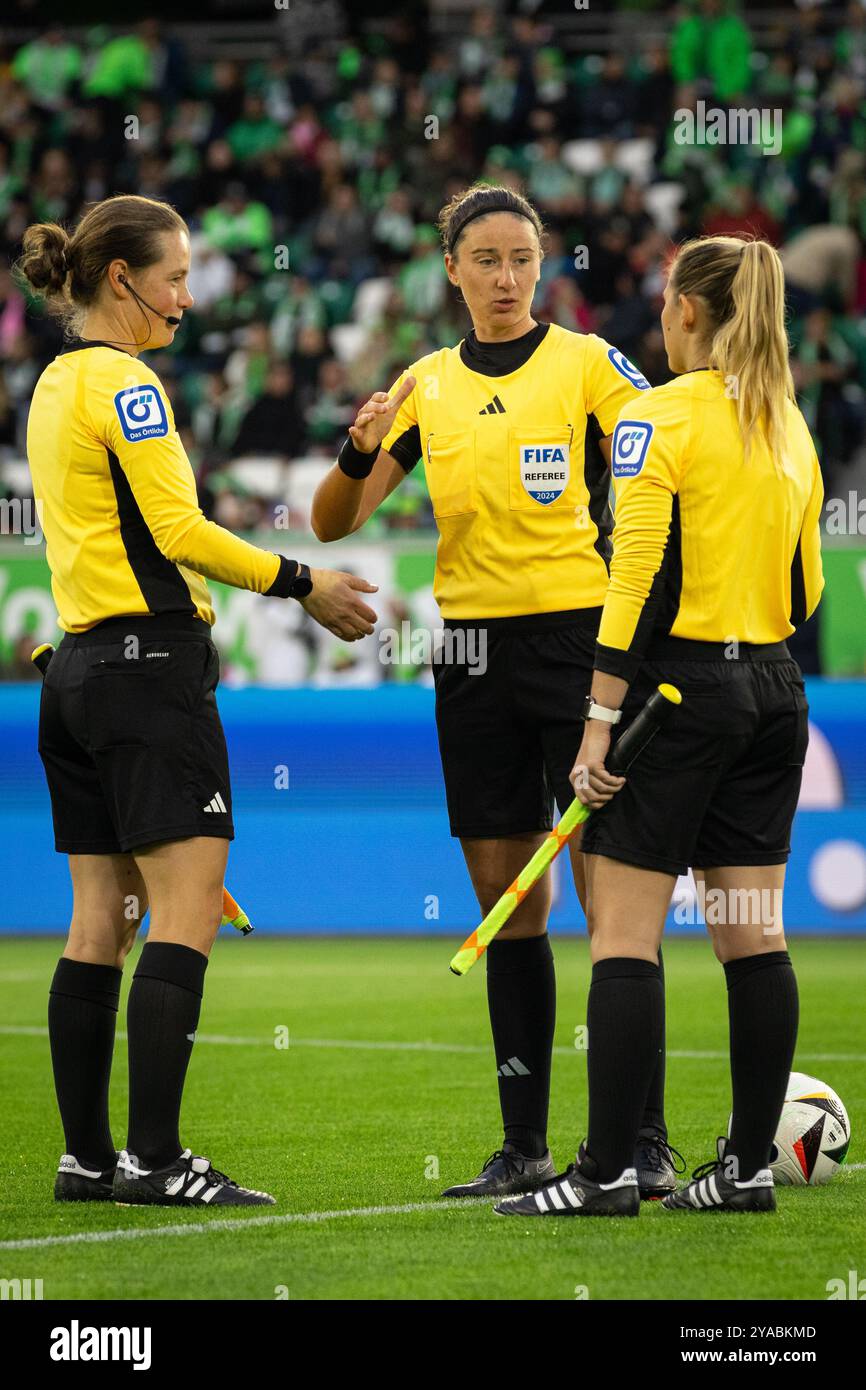 Wolfsburg, Germany. 12th Oct, 2024. Referee Franziska Wildfeuer seen ...